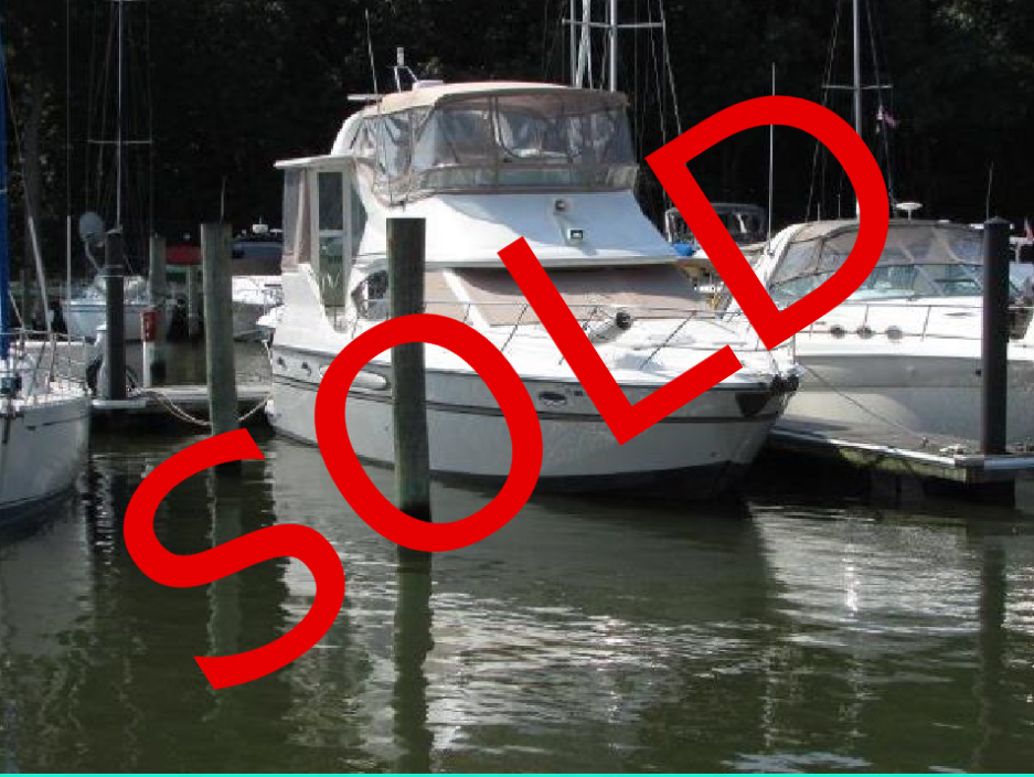 41' 2000 Maxum 4100 SCA - Essex Marina & Boat Sales